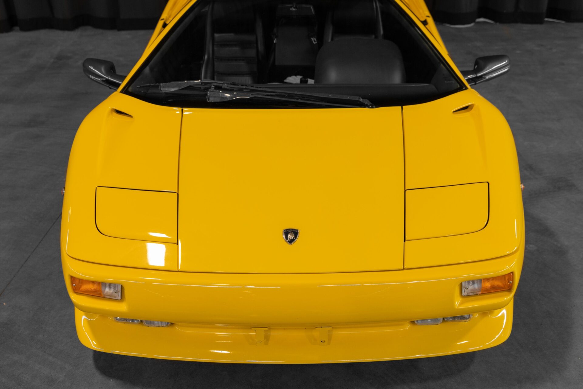 1992 Lamborghini Diablo – FD Automobiles