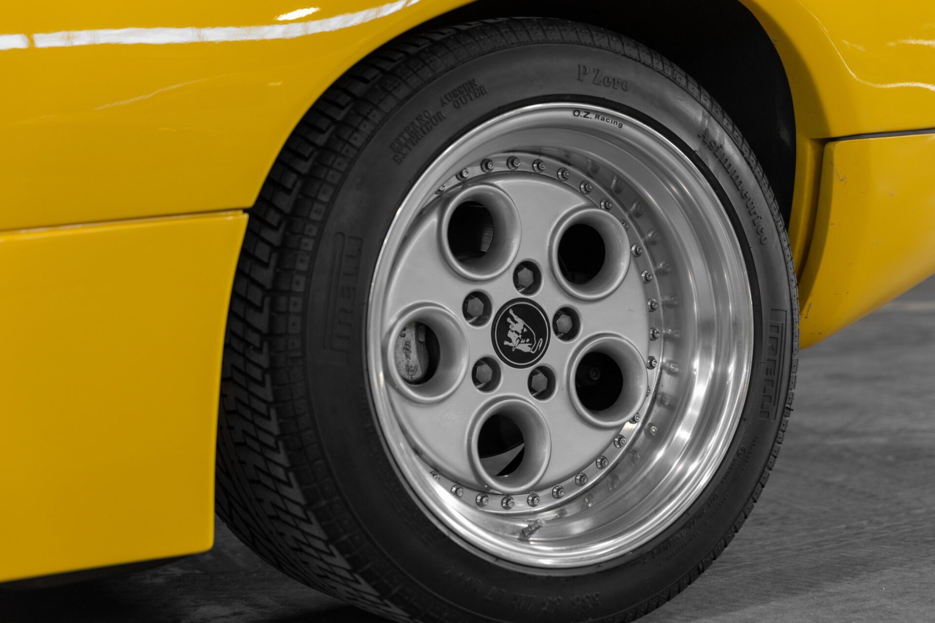 1992 Lamborghini Diablo – FD Automobiles